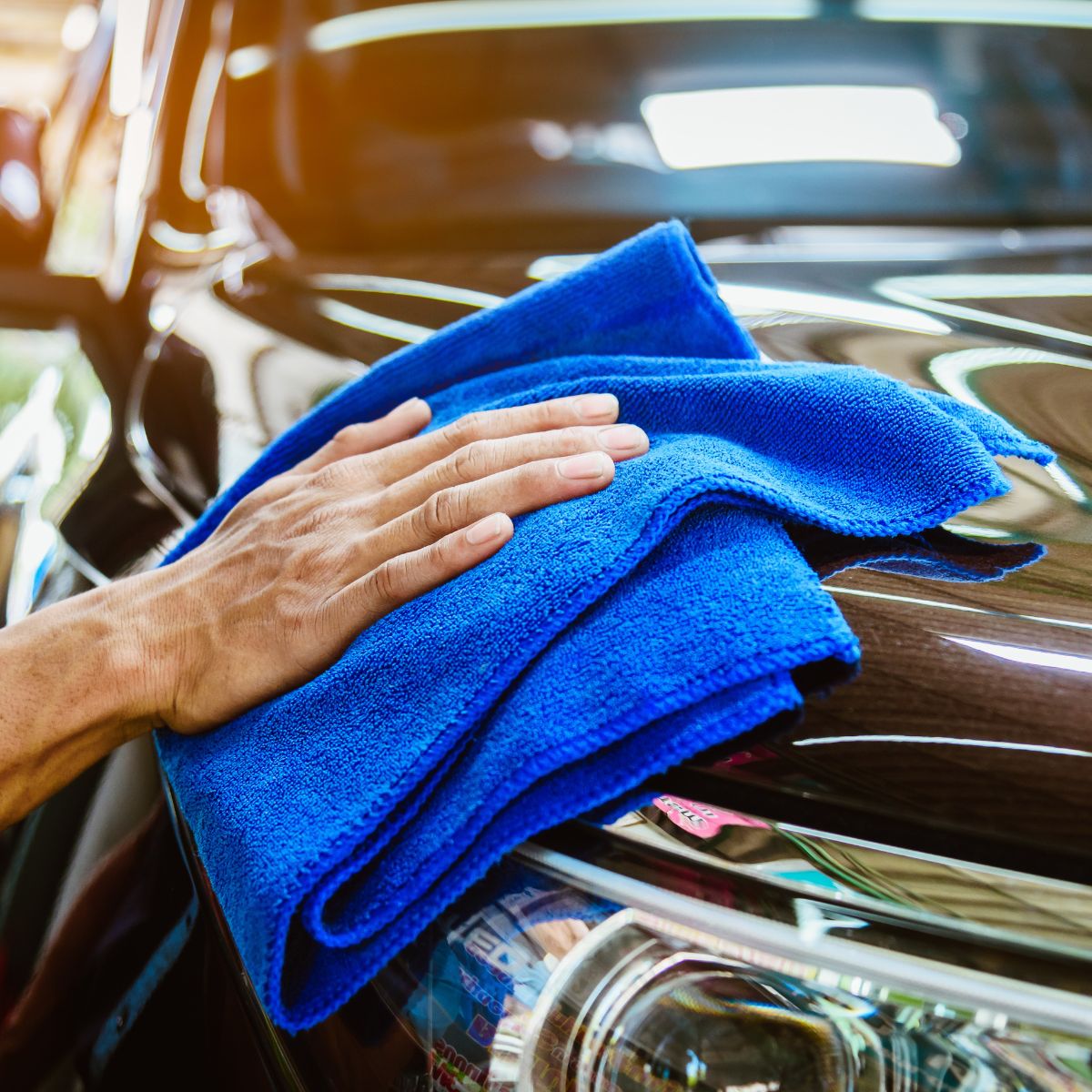 4 Reasons To Clean Your Car With Microfiber Towels - UltiUber Life