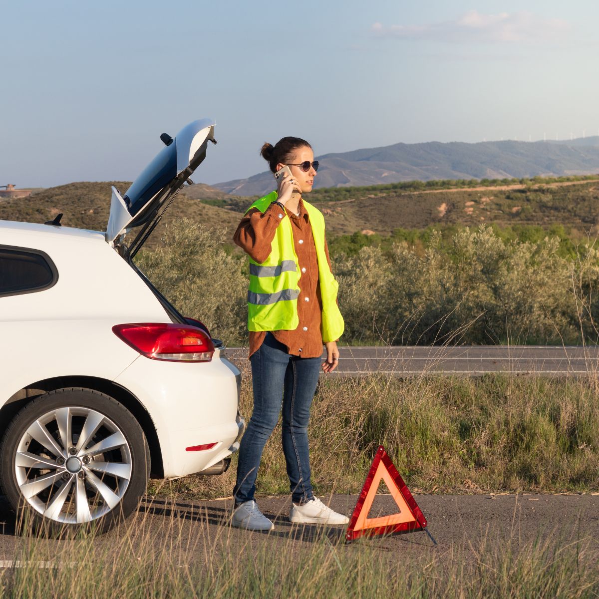 4 Steps To Take When Your Car Breaks Down - UltiUber Life