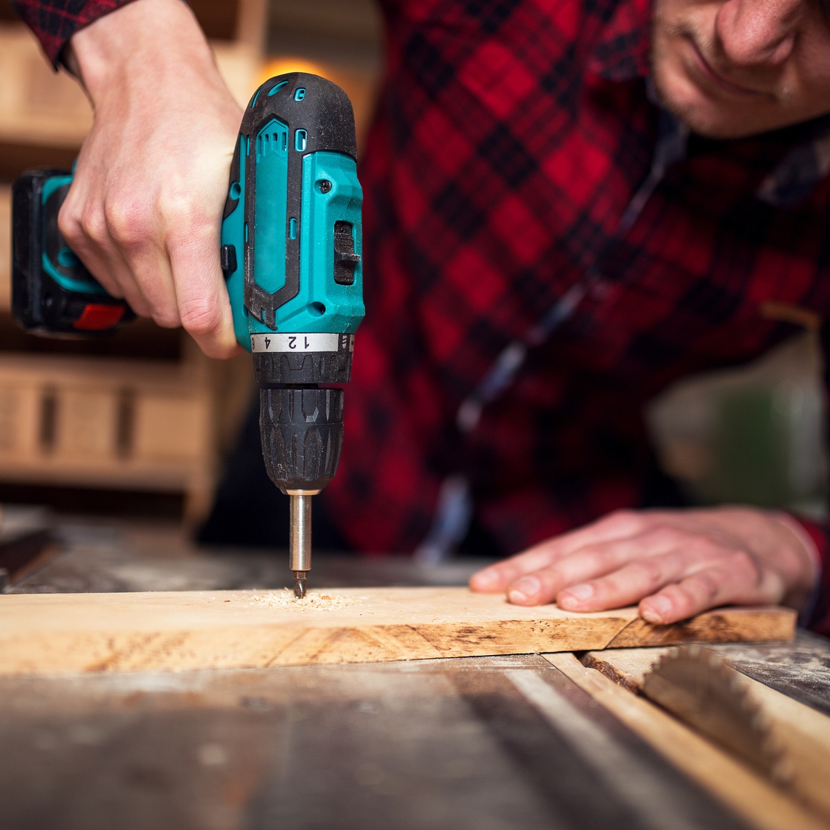 Why Quality Matters When Choosing Work Tools - UltiUber Life